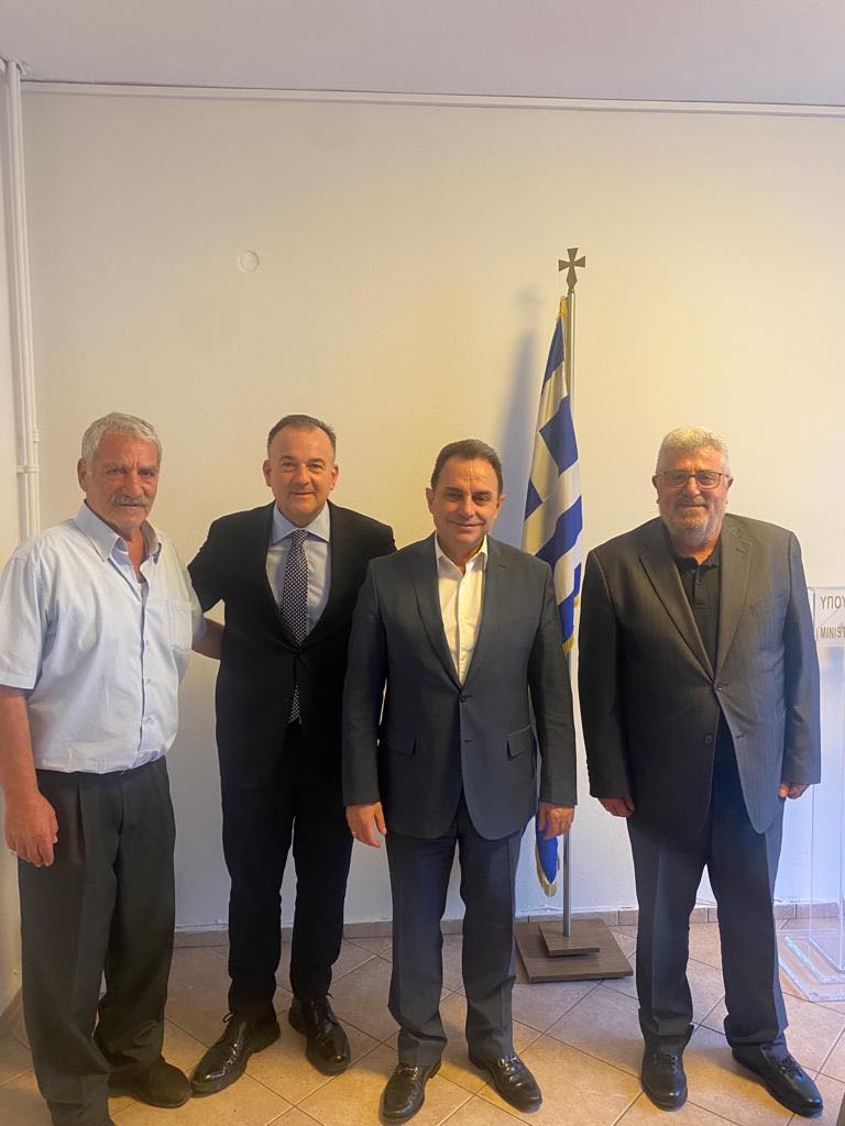Σύσκεψη για την αλιεία, πραγματοποίησε ο Ιωάννης Παππάς στο Υπ ...